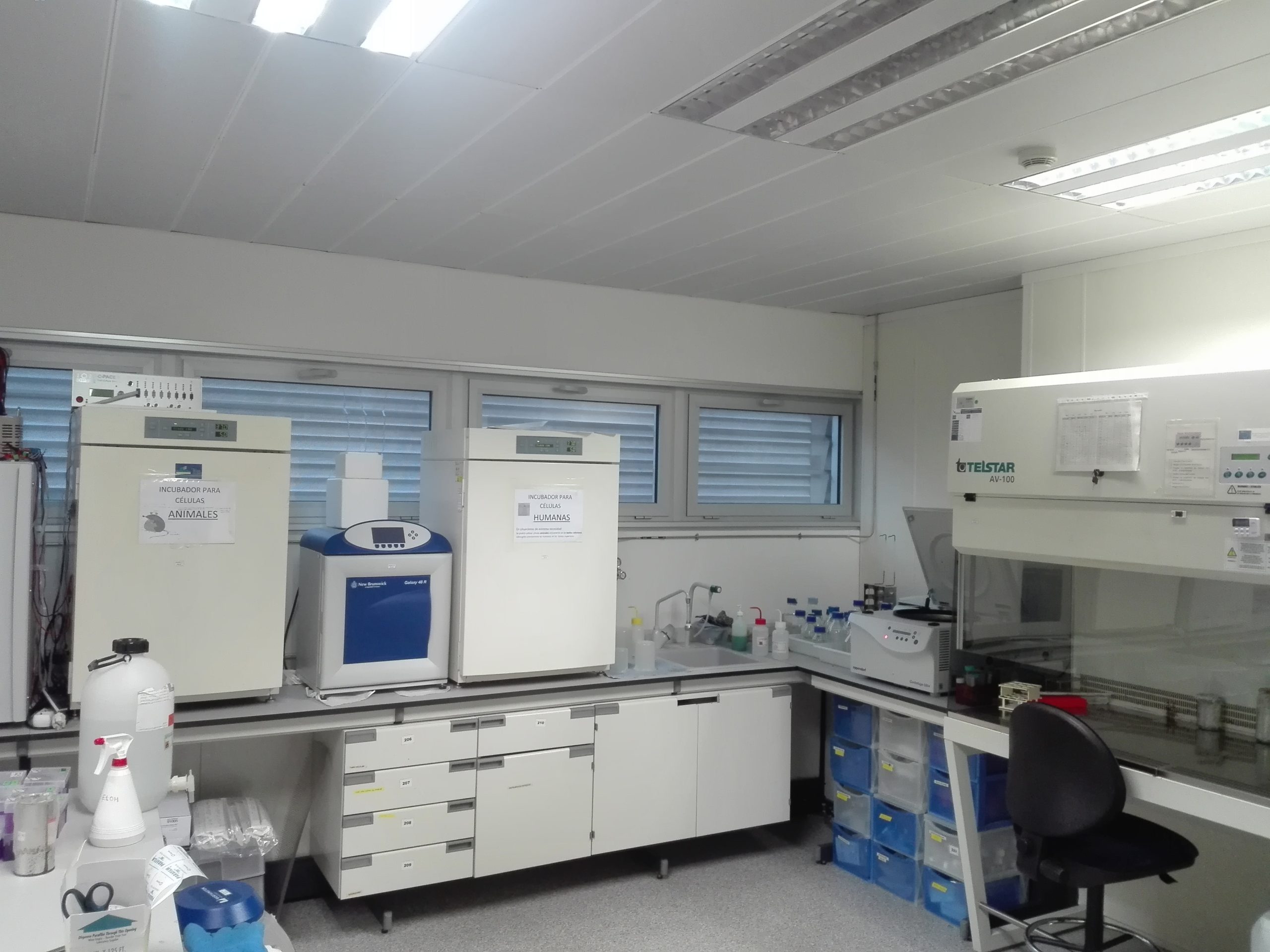 Laboratories and facilities - CBIT